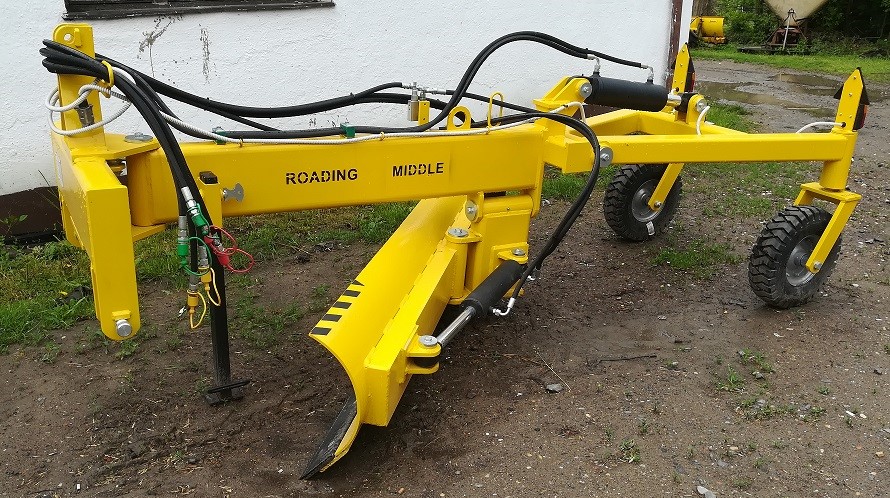 IRUM - Accesorii tractor agricol - Greder semipurtat roading MIDI V-2500