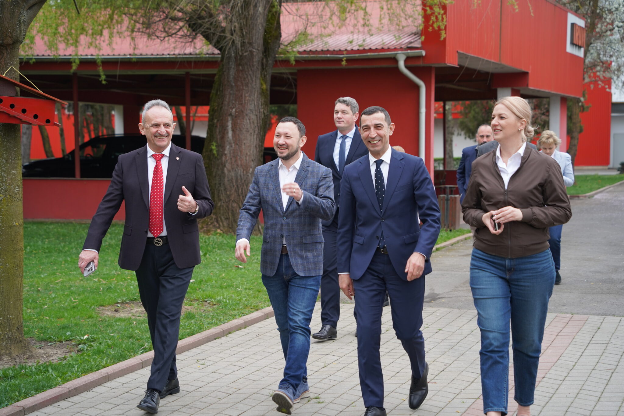 IRUM - Tractoare agricole si forestiere romanesti TAGRO, TAG, TAF